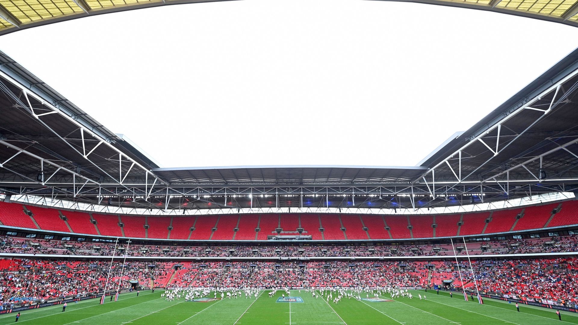 Two Oldham boys in Wembley Final