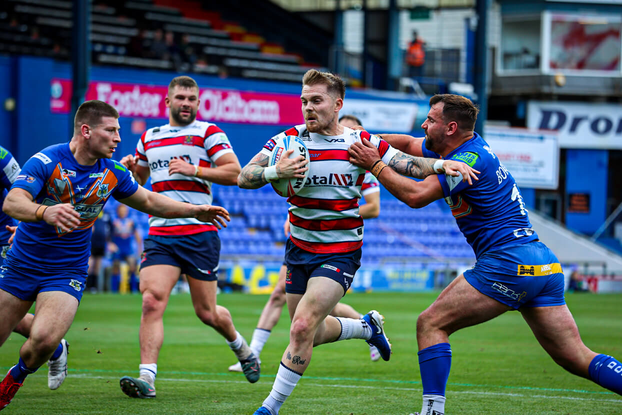 Oldham seal top-four spot with dogged Doncaster win